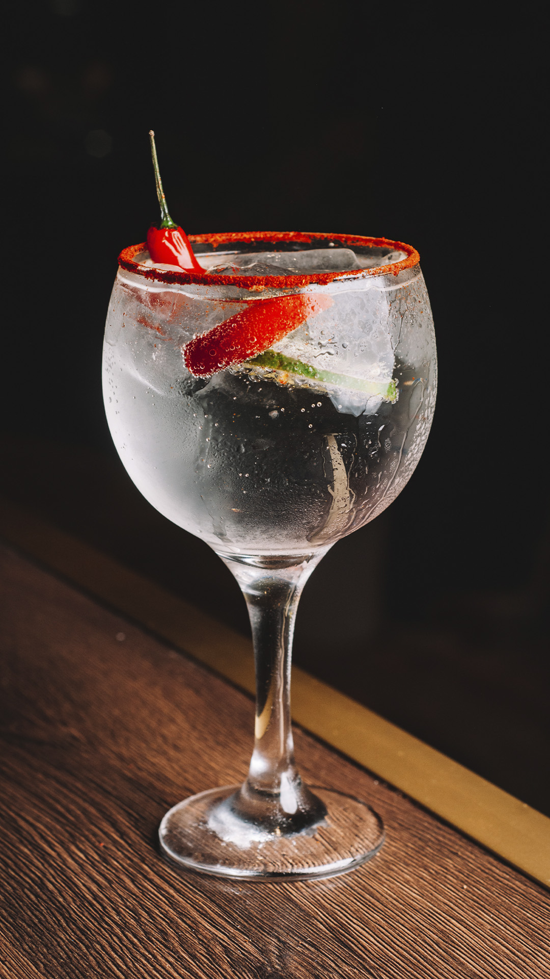 OZUKA Cocktails - Gin Tonic Club - Aruba Club